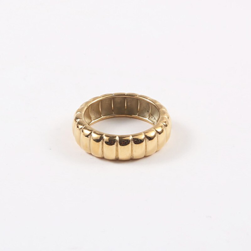 Understanding the Meaning of Bijoux Rings in Fashion - Wear fortune ...